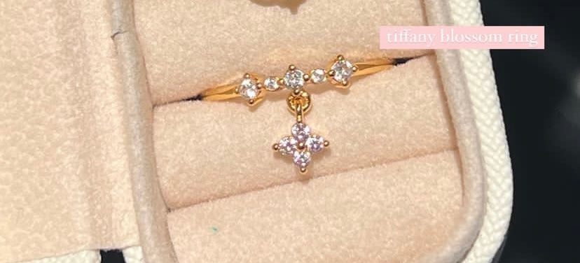 Tiffany Blossom Ring – Mindora Collection