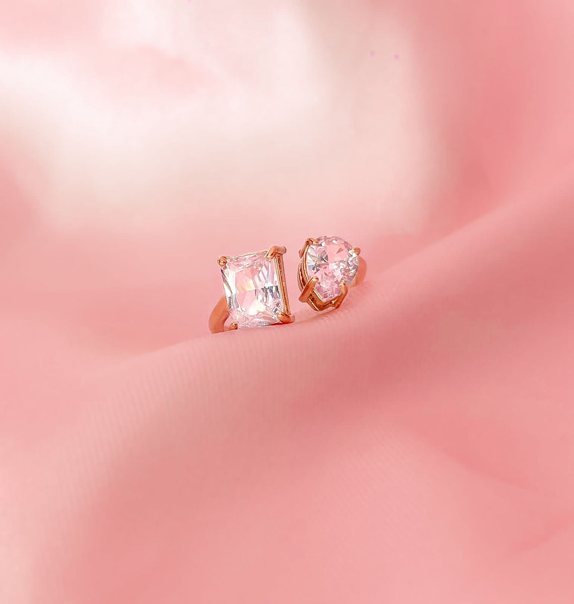 Ariana Seven Rings ♡ – Mindora Collection